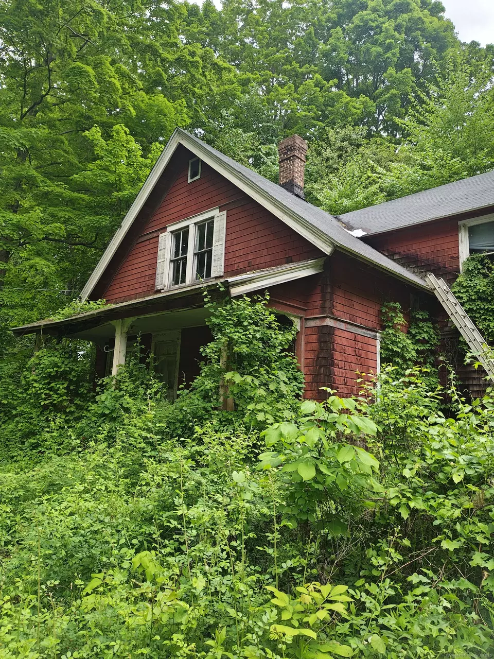 44 Main St, Centerbrook, CT 06409 | MLS# 24102643 | 1 photo - Movoto