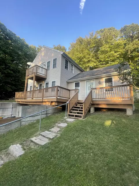 39 Portland Homes For Sale & Portland, CT Real Estate - Movoto