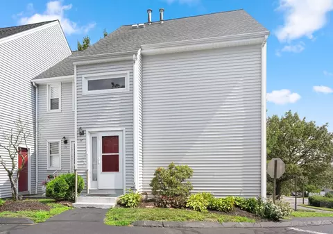 CT Condos & Townhouses For Sale - Movoto