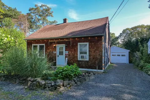 28 Barnes Rd, Watertown, CT 06795 | 27 Photos - Movoto