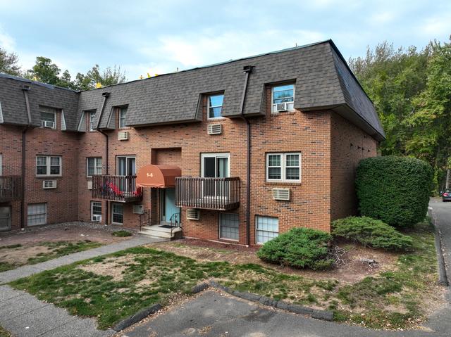 441 Clark Ave #2, Bristol, CT 06010 | MLS# 24129456 | 22 Photos - Movoto