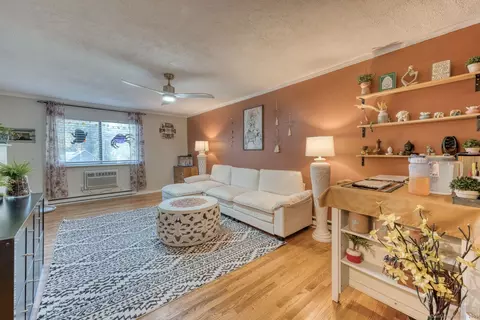 CT Condos & Townhouses For Sale - Movoto