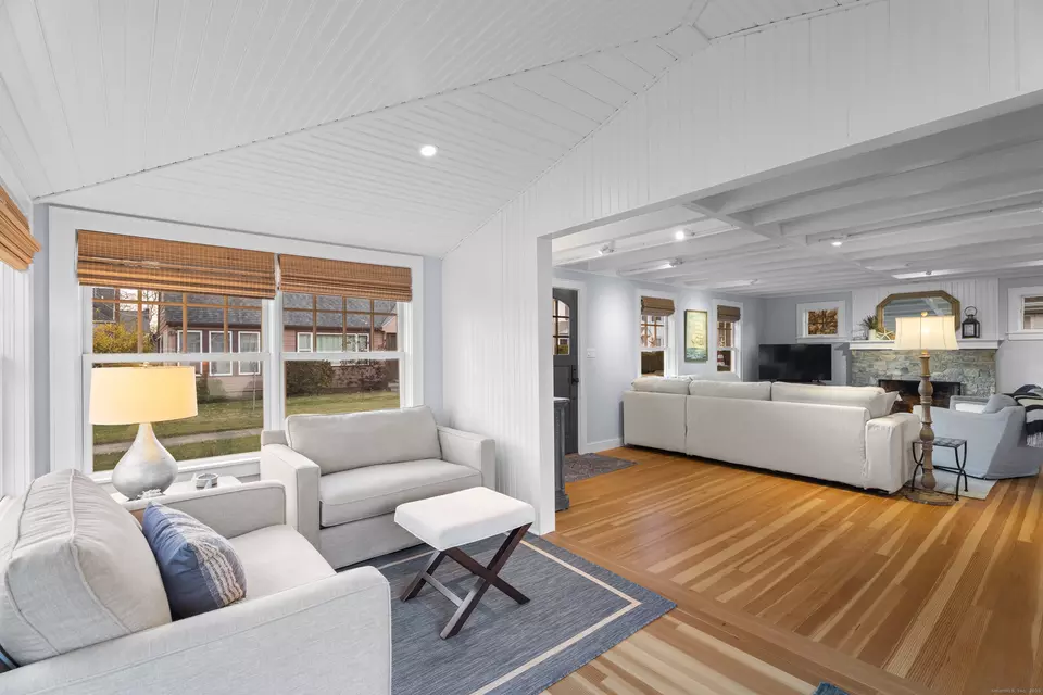 16 East Walk, Clinton, CT 06413 | MLS# 24140475 | 40 Photos - Movoto