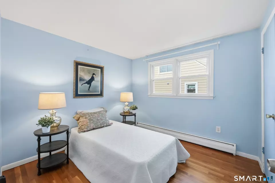 89 N Hoadley St, Naugatuck, CT 06770 | MLS# 24143686 | 30 Photos - Movoto