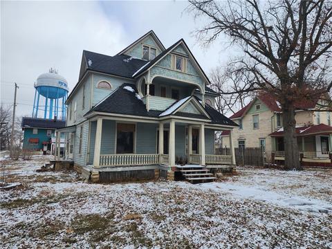 27 Perry Homes for Sale - Perry IA Real Estate - Movoto