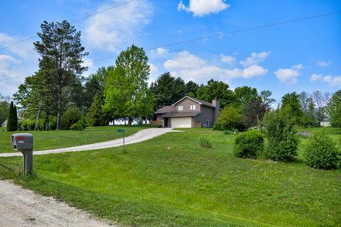 11584 76th Ln, Indianola, IA 50125 | 20 Photos - Movoto