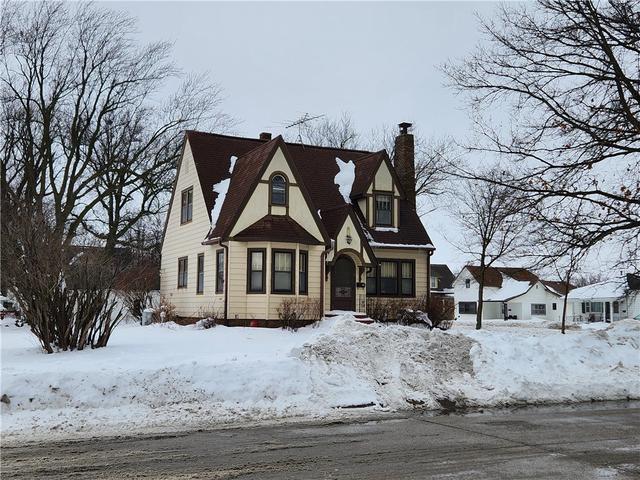 302 SW 3rd St, Greenfield, IA 50849 | 18 Photos - Movoto