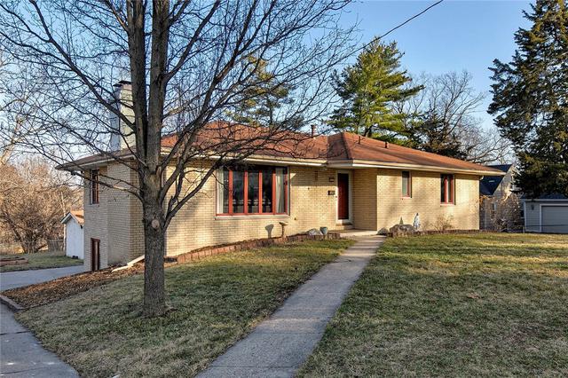 3131 SW 5th St, Des Moines, IA 50315 | 31 Photos - Movoto