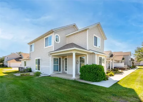 Marion, IA Condos & Townhouses For Sale - Movoto