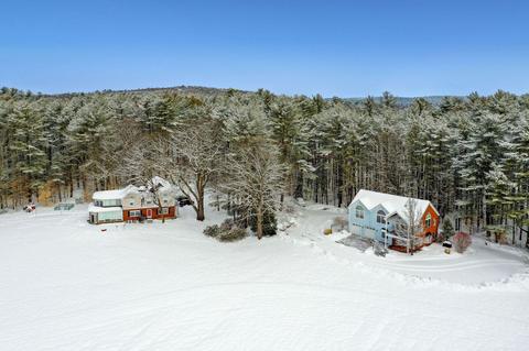 Single Family Homes for Sale in Gray ME