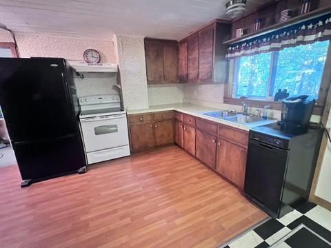 209 Howes Corner Rd, Turner, ME 04282 | 31 Photos - Movoto