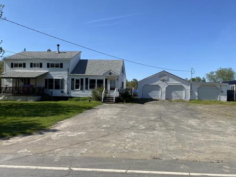 62 Etna Rd, Plymouth, ME 04969 | 59 Photos | MLS #1559568 - Movoto