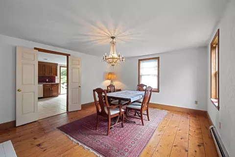 5 Heath Rd, Kennebunk, ME 04043 - Movoto