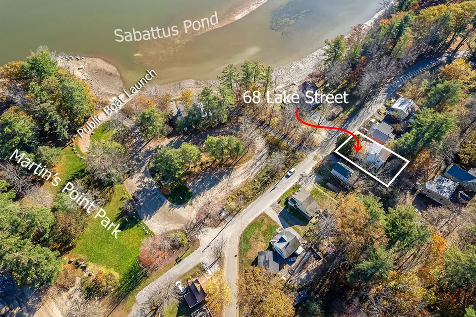 68 Lake St, Sabattus, ME 04280 | 53 Photos - Movoto