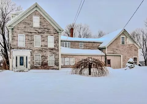18 High St, Mechanic Falls, ME 04256 | 27 Photos - Movoto