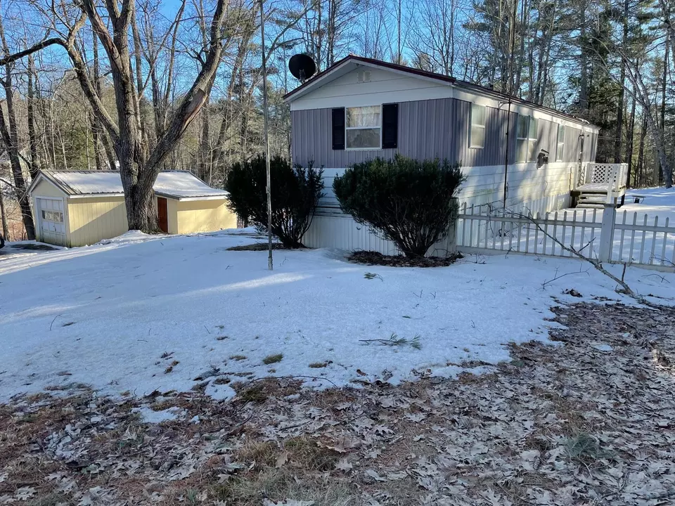 155 Stevens Pond Rd, Liberty, ME 04949 | 20 Photos - Movoto