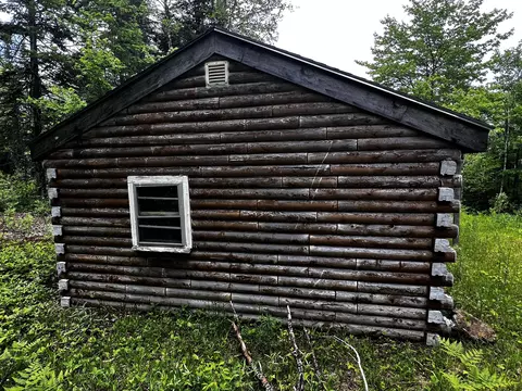 10 East Hasting Deadwater Lane, Merrill, ME 04780 | 27 Photos - Movoto