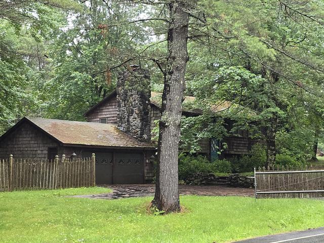 267 Empire Rd, Poland, ME 04274 | 8 Photos - Movoto