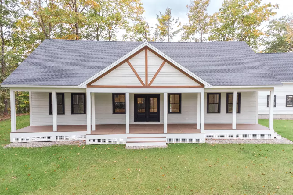 14 Kays Way, Turner, ME 04282 | 38 Photos - Movoto