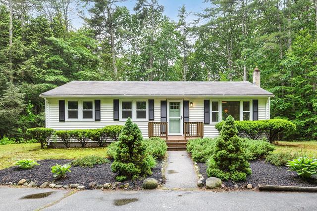70 Whitten Rd, Kennebunk, ME 04043 | 49 Photos - Movoto