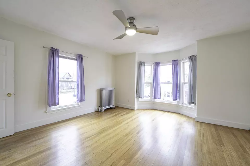 42-44 Sawyer St, Portland, ME 04103 | MLS# 1643785 | 74 Photos - Movoto