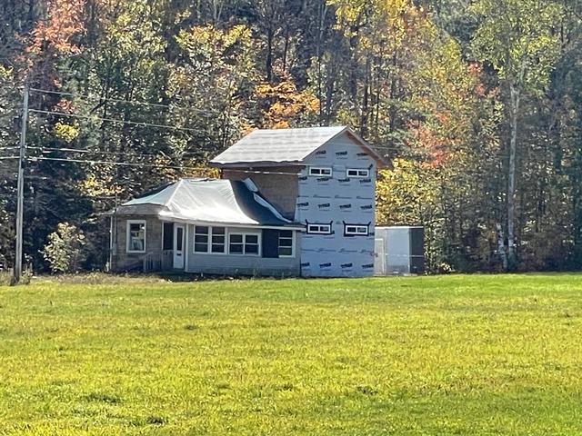 Oxford County, ME Homes with 2+ Beds & $0 - $150K Price For Sale - Movoto