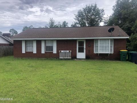 15521 Orleans Dr, Biloxi, MS 39532 | 11 Photos | MLS #3377860 - Movoto