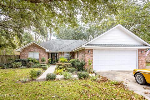 8505 Clamshell Ave, Ocean Springs, MS 39564 | 58 Photos | MLS #4001668 ...