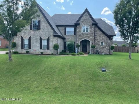 8077 Falcon Dr, Olive Branch, MS 38654 | 49 Photos | MLS #4025166 - Movoto