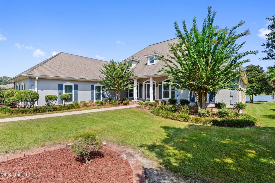 12236 Windance Dr, Gulfport, MS 39503 | 42 Photos - Movoto