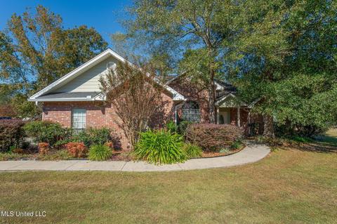 34 Palm Tree Loop, Petal, MS 39465 | 22 Photos | MLS #4033159 - Movoto