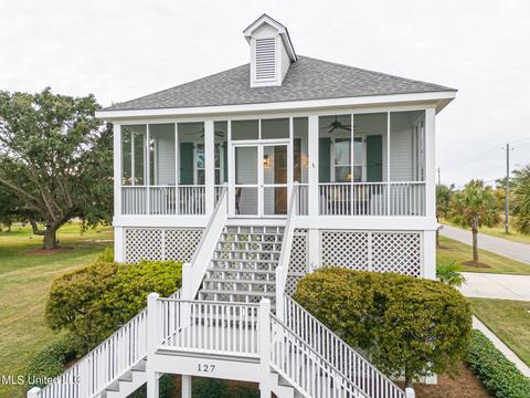 127 Barkley Dr, Pass Christian, MS 39571 | 22 Photos | MLS #4034397 ...