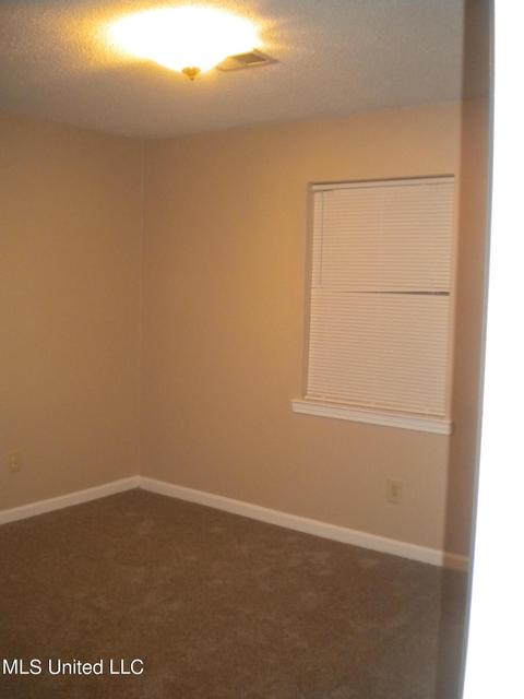 1528 W Stateline Rd, Southaven, MS 38671 | 13 Photos | MLS #4037480 ...