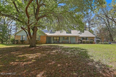 23003 Highway 18 Hwy, Raymond, MS 39154 | 49 Photos | MLS #341836 - Movoto