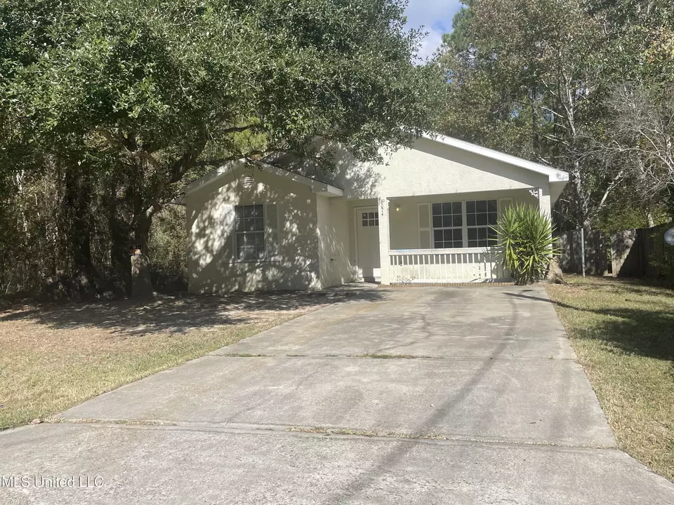 6074 W Ridley St, Bay Saint Louis, MS 39520 | 9 Photos - Movoto