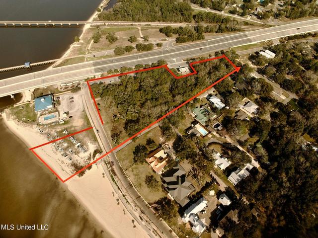 Front Beach Drive, Ocean Springs, MS 39564 | 13 Photos - Movoto