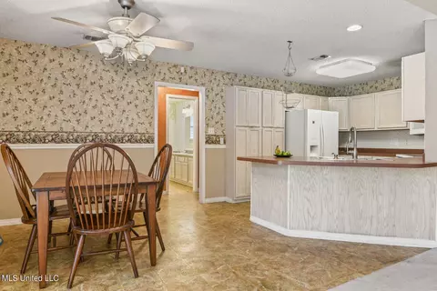 11291 Creel Cir, Gulfport, MS 39503 | 18 Photos - Movoto