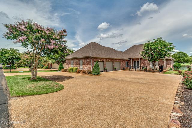 144 Belle Pointe, Madison, MS 39110 | 51 Photos - Movoto