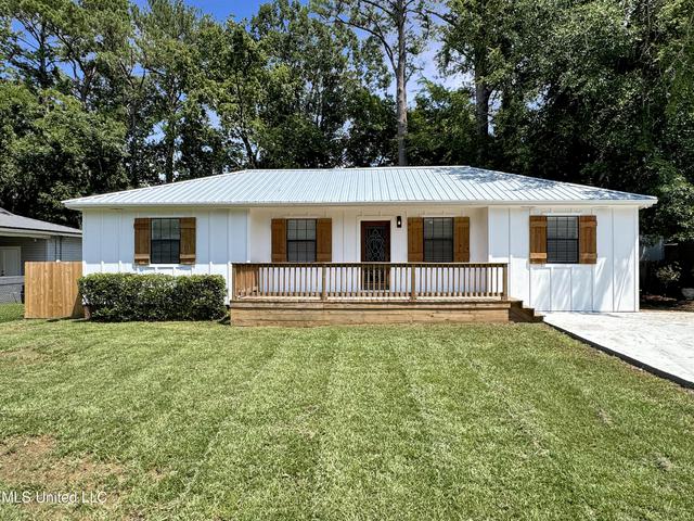 116 Oak Park Dr, Pearl, MS 39208 | 41 Photos - Movoto