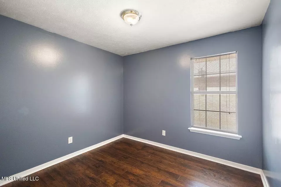 4422 Blake Cir, Byram, MS 39272 | MLS# 4114437 | 10 Photos - Movoto