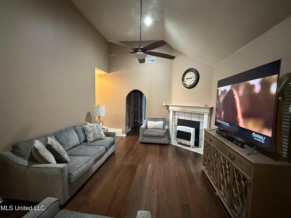 2843 Dulaney Rd, Tunica, MS 38676 | MLS# 4134499 | 14 Photos - Movoto