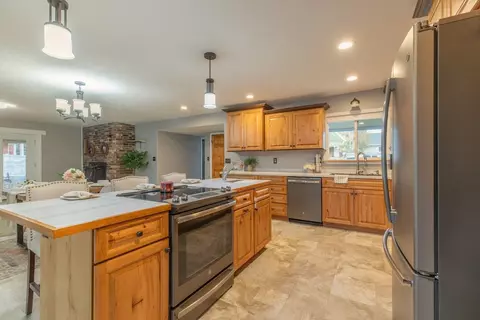 1201 Adobe Dr, Great Falls, MT 59404 | 35 Photos - Movoto