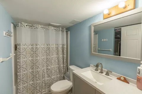 1201 Adobe Dr, Great Falls, MT 59404 | 35 Photos - Movoto