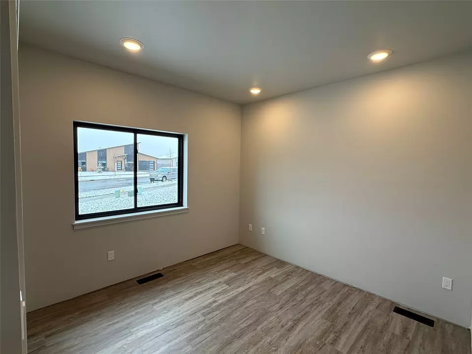 3421 Baneberry Ln, Kalispell, MT 59901 | MLS# 30062086 | 11 Photos - Movoto