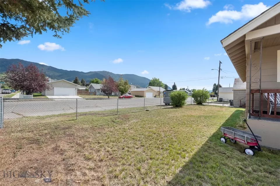 3120 State, Butte, MT 59701 | MLS# 405794 | 48 Photos - Movoto