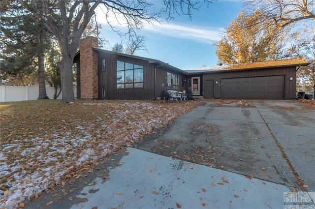 934 Aronson Ave, Billings, MT 59105 | 18 Photos - Movoto