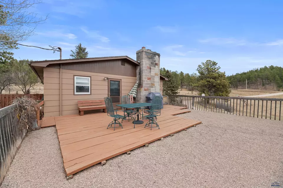 9925 Victoria Lake Rd, Rapid City, SD 57702 | 38 Photos - Movoto