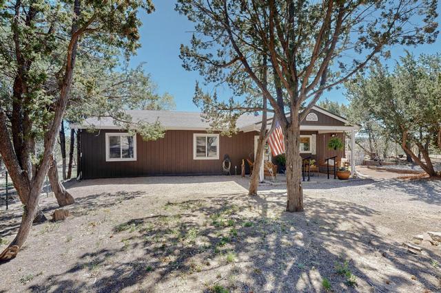 6 Aspen Loop, Cedar Crest, NM 87008 | MLS# 1082309 | 45 Photos - Movoto