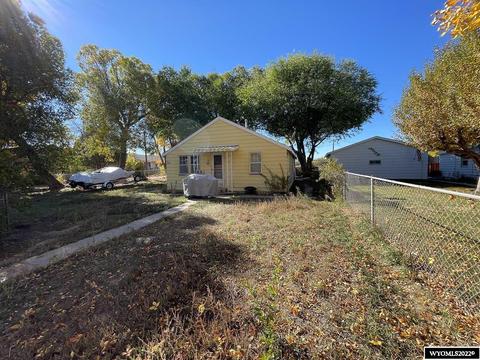 592 Spencer St, Riverton, WY 82501 | 15 Photos | MLS #20225755 - Movoto