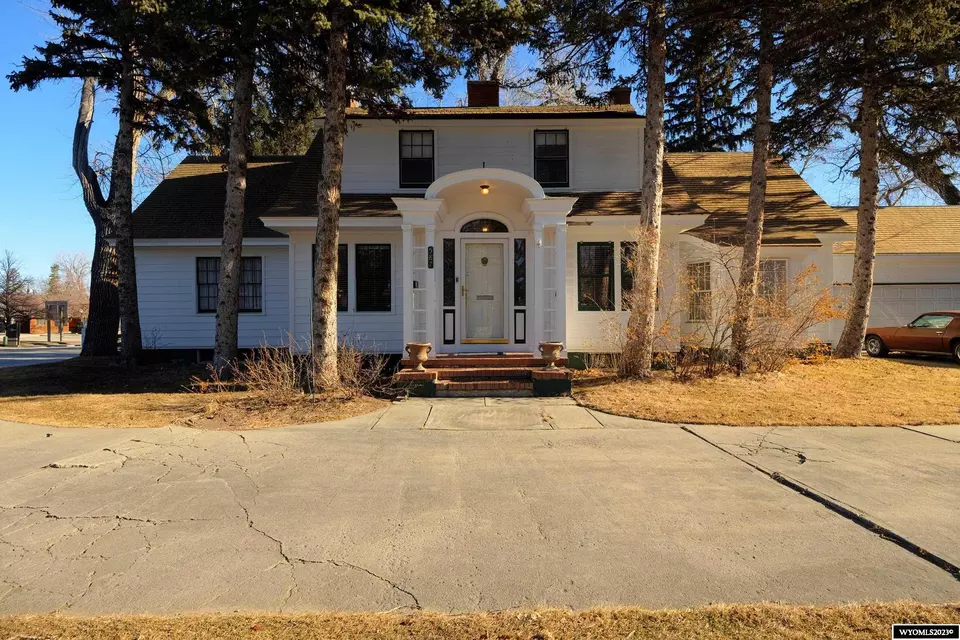 587 N Main St, Buffalo, WY 82834 | 50 Photos - Movoto